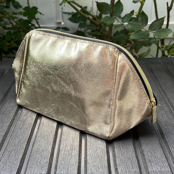 tarte | Bags | Tarte Cosmetics Gold Metallic Makeup Bag | Poshmark